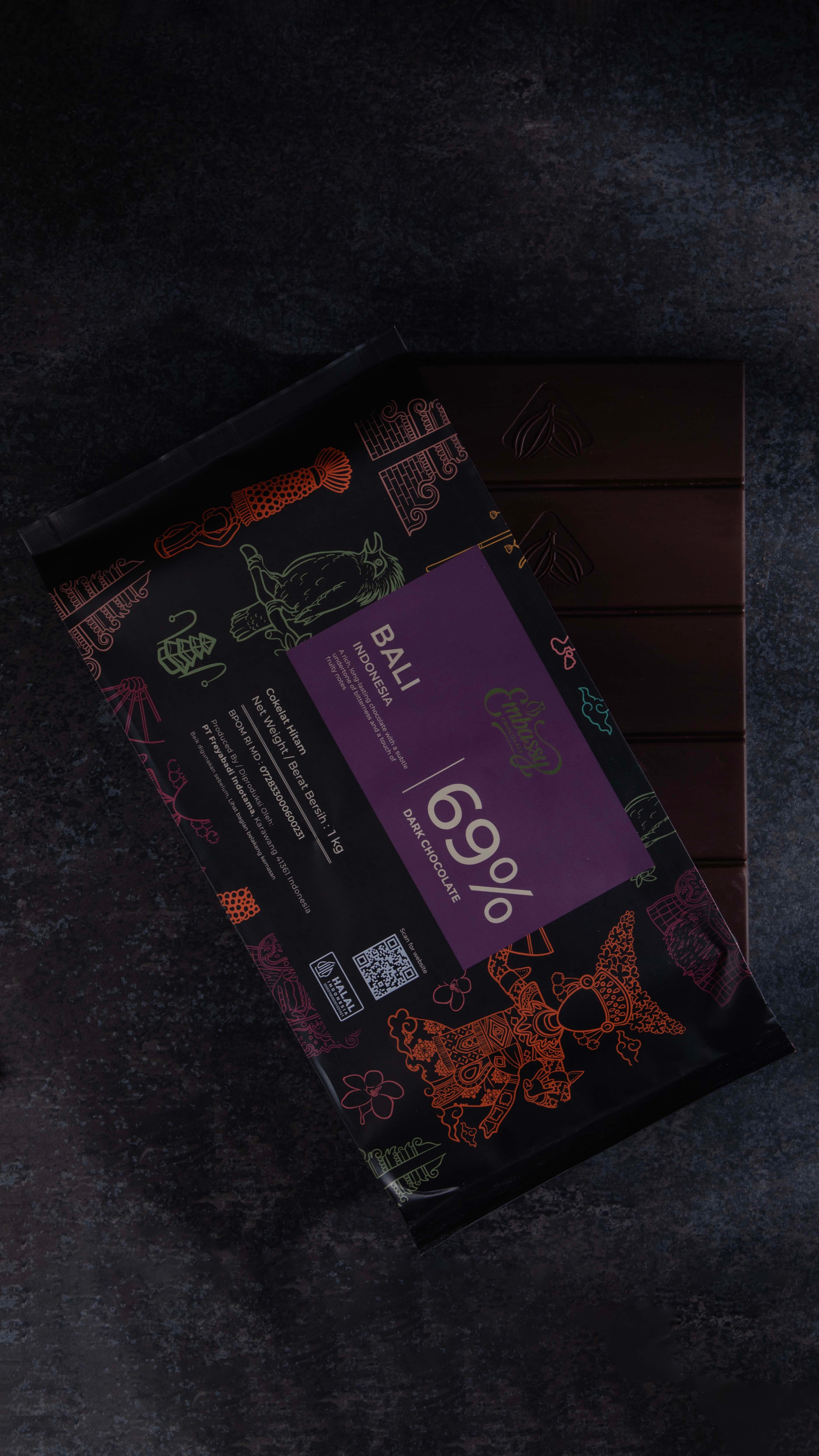 Buy Single Origin Dark Chocolate Couverture - Embassy Bali 69%