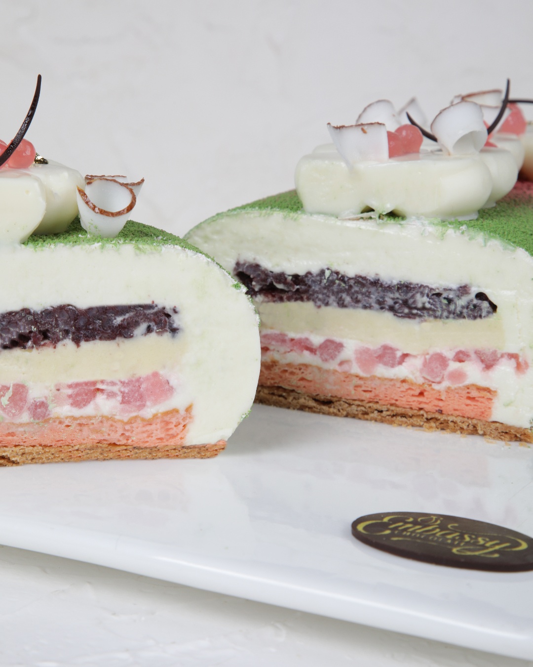 Doger Style Cake | Embassy Chocolate