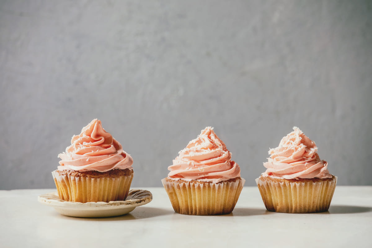 Getting to Know 5 Types of Cake Icing