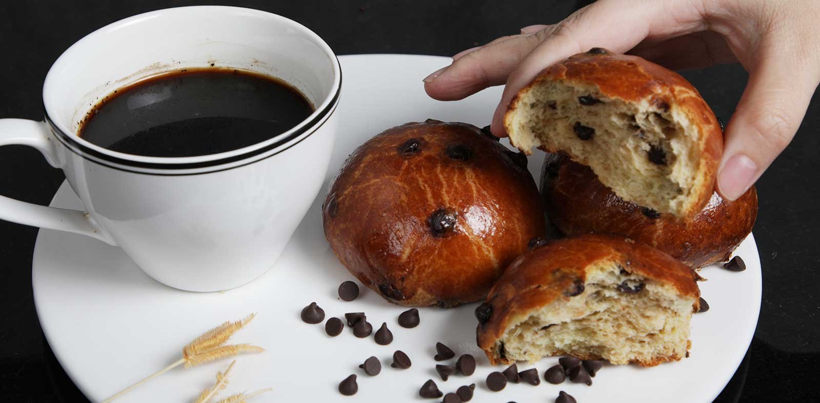 Couverture Chocolate Recipes | Embassy